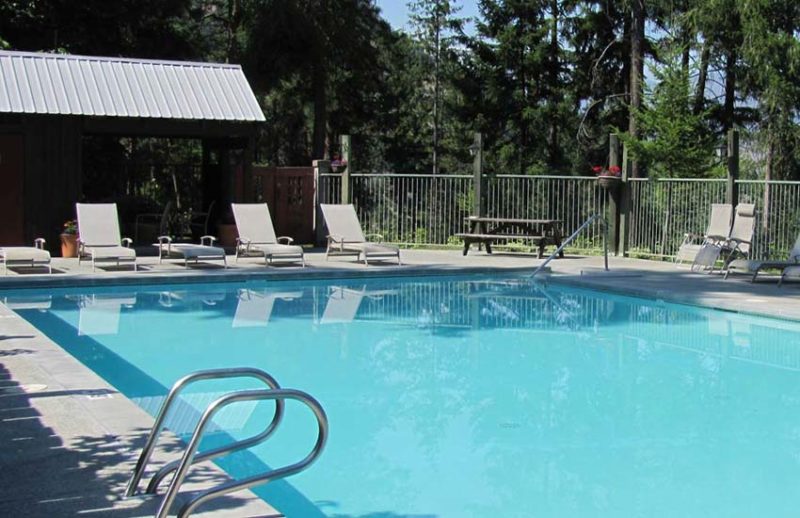 1 of the Best Resorts in Washington State, Kelly's Resort on Lake Chelan